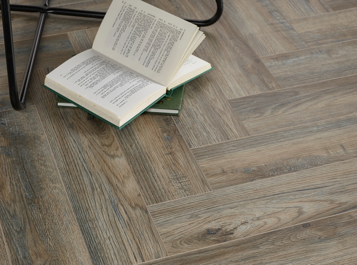 Evolve Flooring: Premium Naturecraft, Hydro-Loc LVT & Blocks Laminate